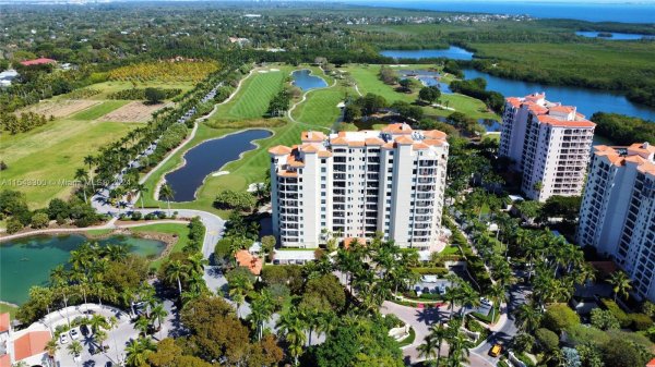 Deering Bay | Miami Condo Center