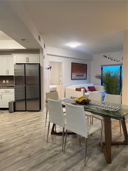 Keystone Villas | THE REAL MIAMI TEAM