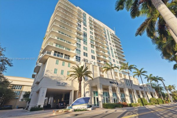 The Port Condo and Marina | The Foster Group