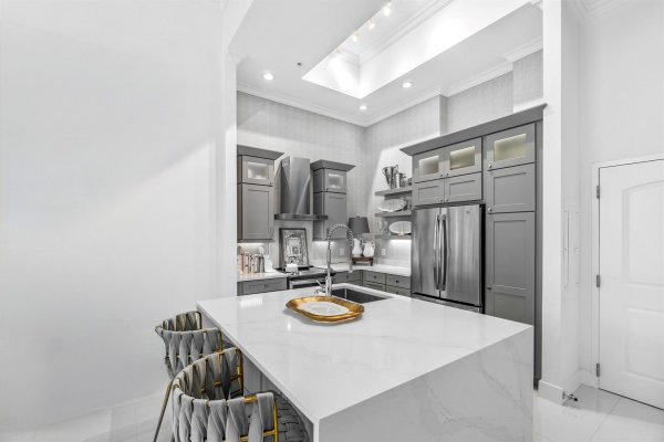 Two City Plaza | George Richetelli