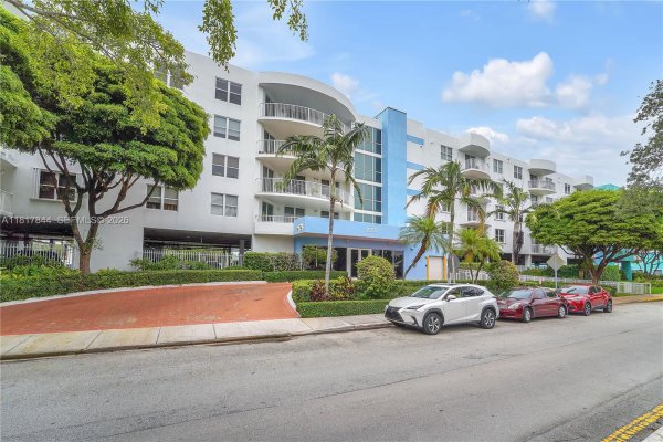 Breeze | Joyce Gato | South Florida Luxury Expert