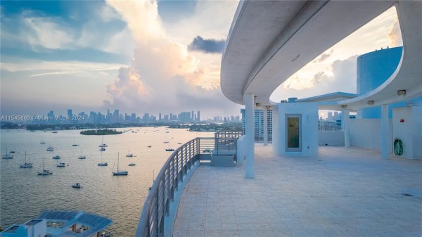Capri South Beach – Marina Grande | Residences In Miami