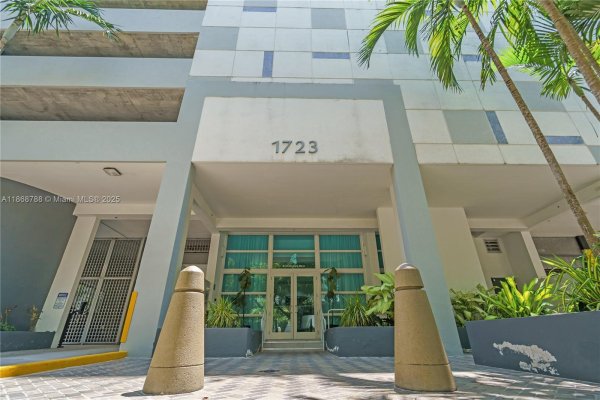 Brickell View West | Manuel Escotet